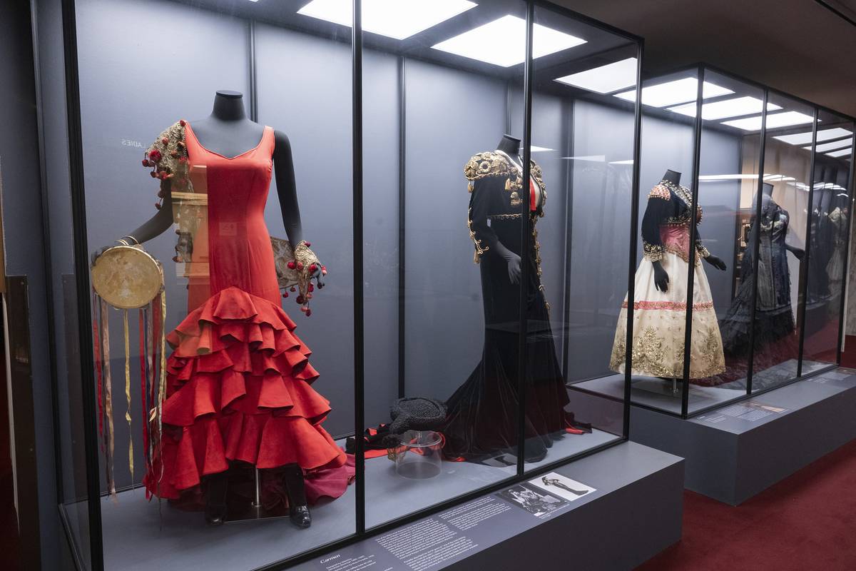The most historic costumes in NYC are hidden inside Lincoln Center ...