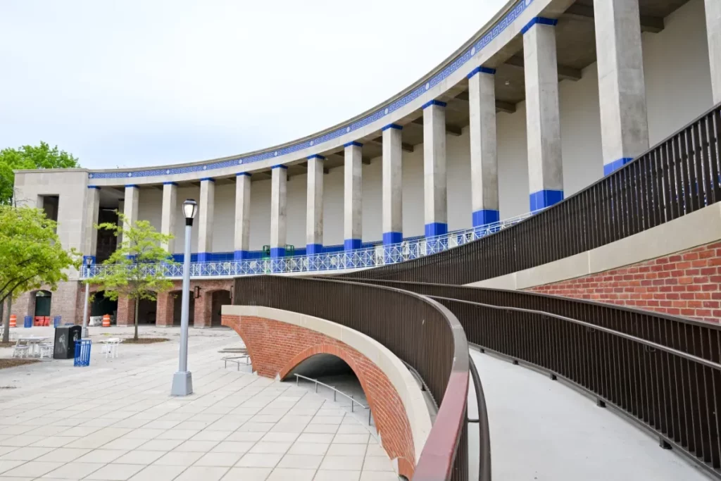 After 17 years, NYC is finally reopening the massive 140,000-square ...