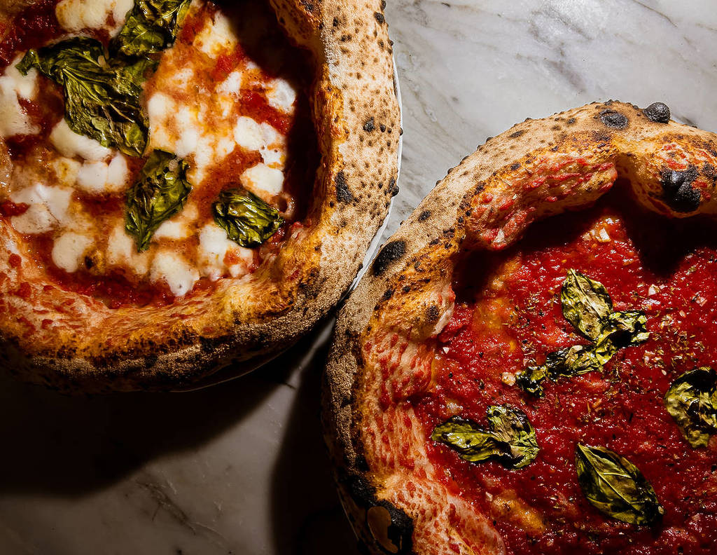Coroada como a “melhor pizzaria dos EUA” pelo quinto ano consecutivo ...