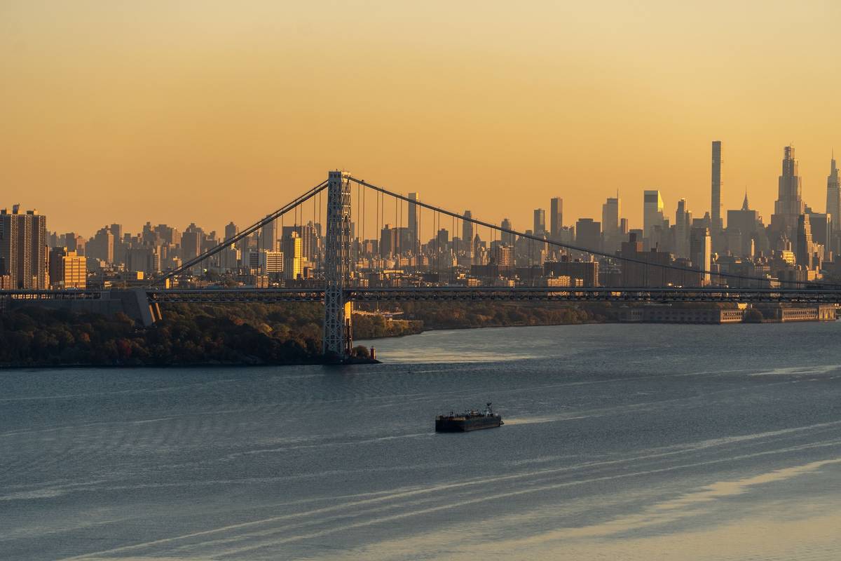 NYC's George Washington Bridge faces massive delays & lane reductions ...