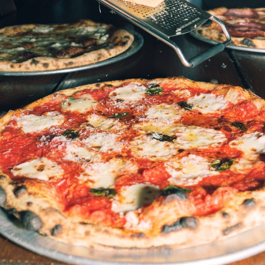8 Phenomenal Pizza Joints In Orlando For A Slice Of The Action