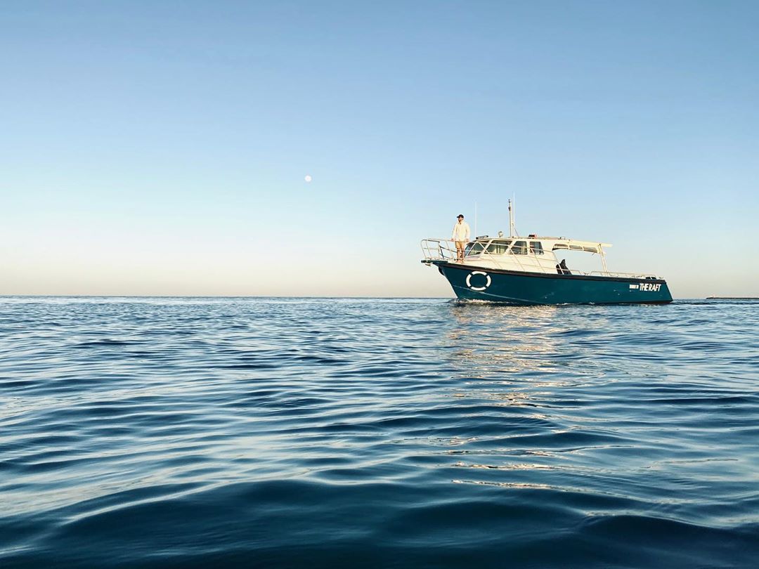 Float In The Middle Of The Swan River With Drinks At Salty Sunday · The ...