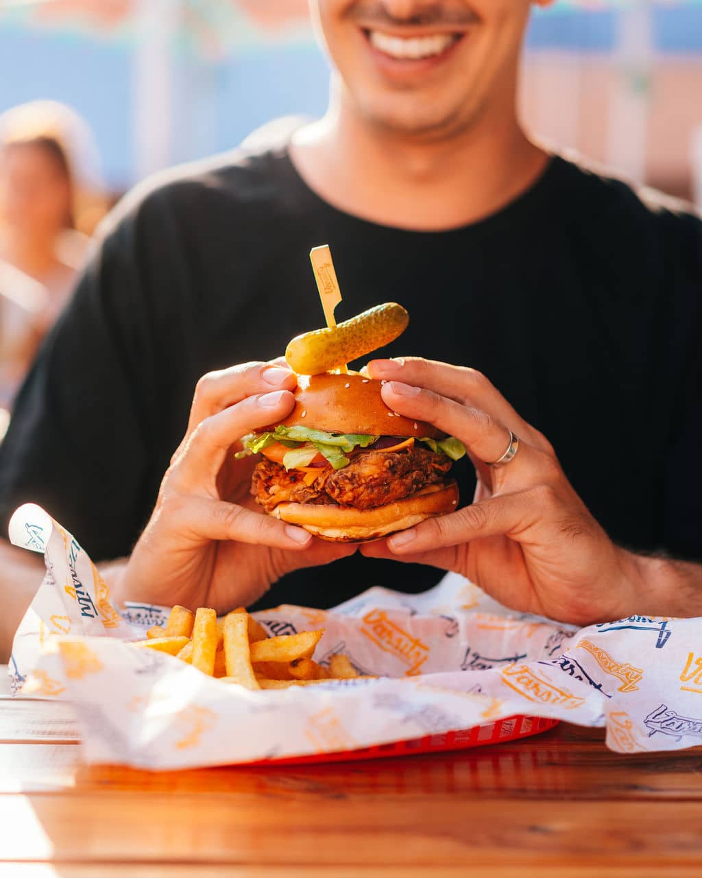 Sports Bar, Varsity Innaloo Now Open For Burger And Beer Lovers