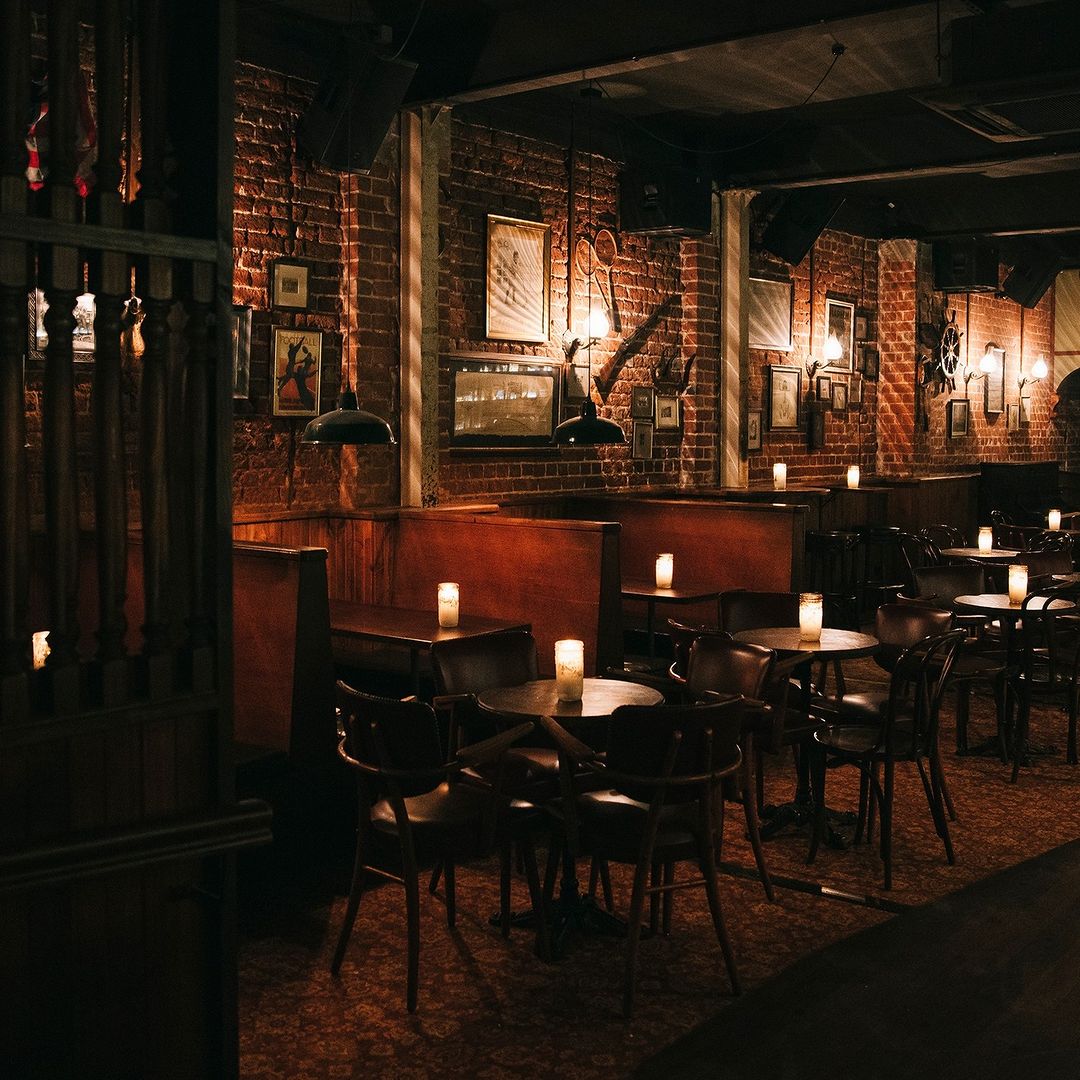 26 Hotels, Bars And Pubs In Perth Open On Labour Day 2023