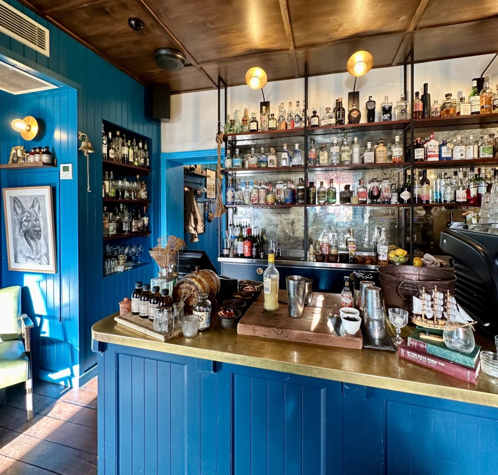 Some Of The Best Small Bars Around Perth - Secret Perth