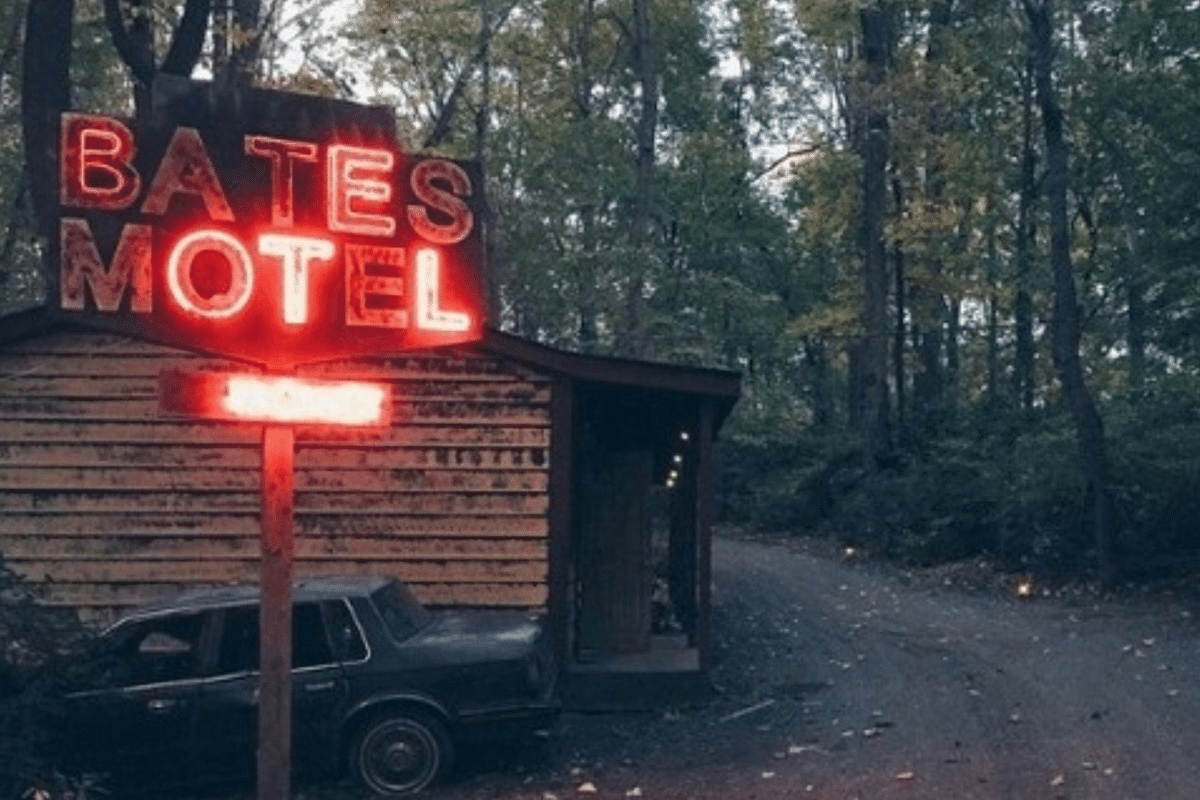 Bates Motel Return Date