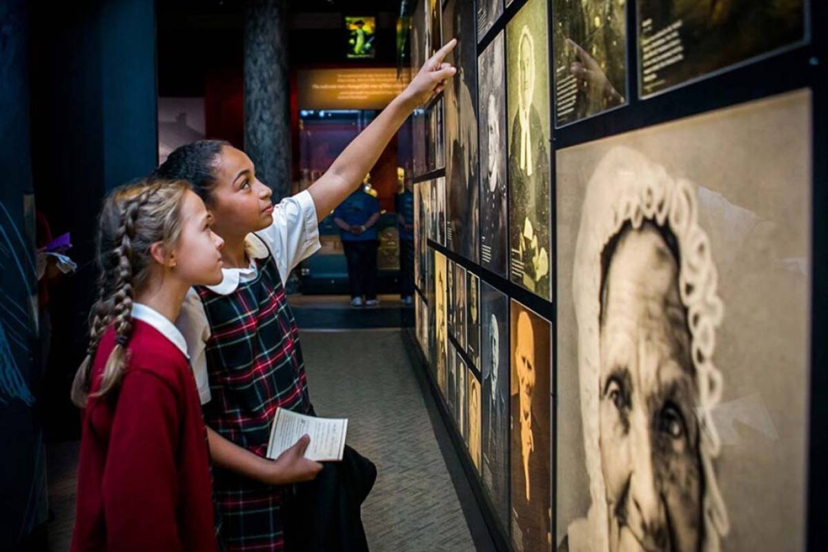 8 Wonderful Ways To Celebrate Women's History Month In Philly