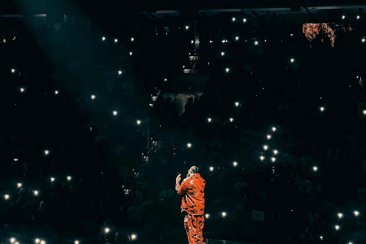 Drake Kicked Off His Tour Monday Night At the Wells Fargo Center