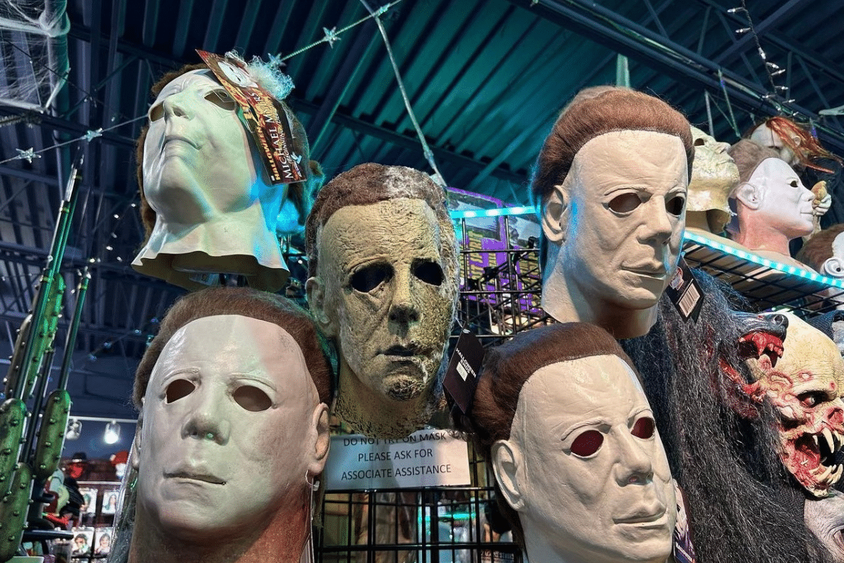 4 Costume Stores In Philadelphia To Shop For Halloween