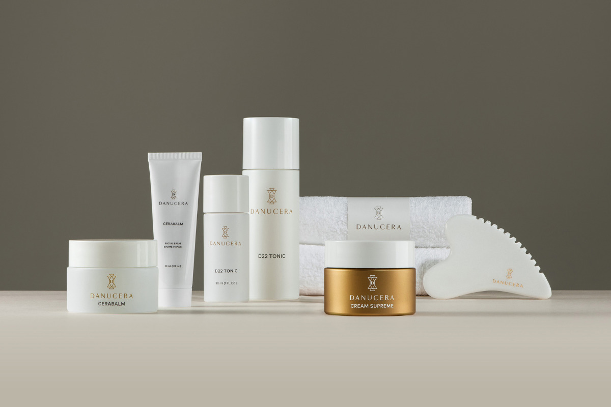 Now All Of Philly Can Glow Like Usher's Skin In The Super Bowl