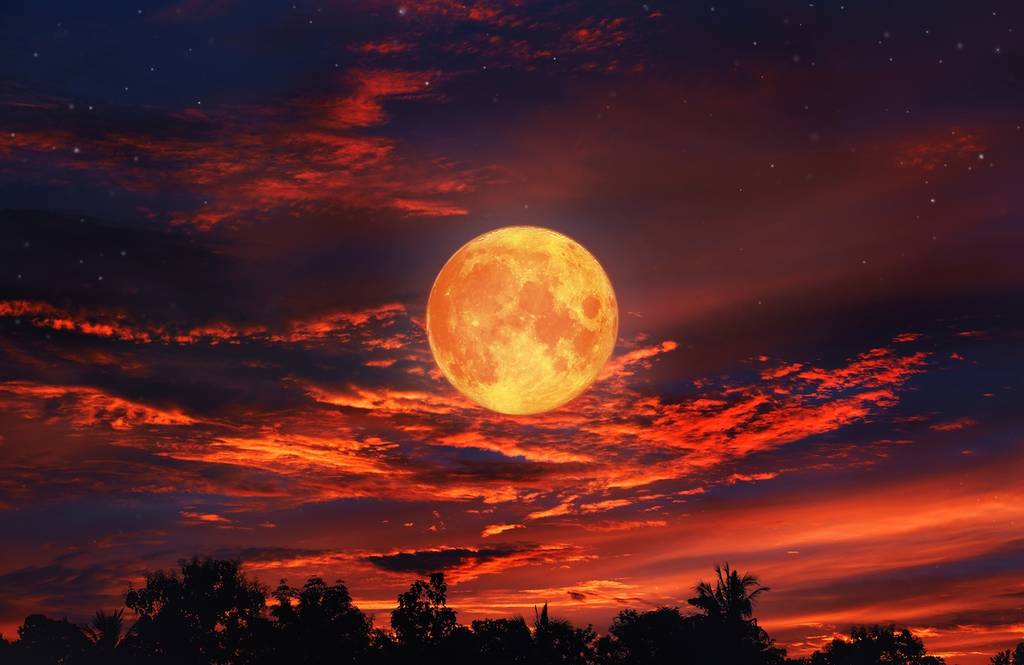 A Rare 'Blood Moon' Will Illuminate Philadelphia Skies This September As A Part Of A Massive ...