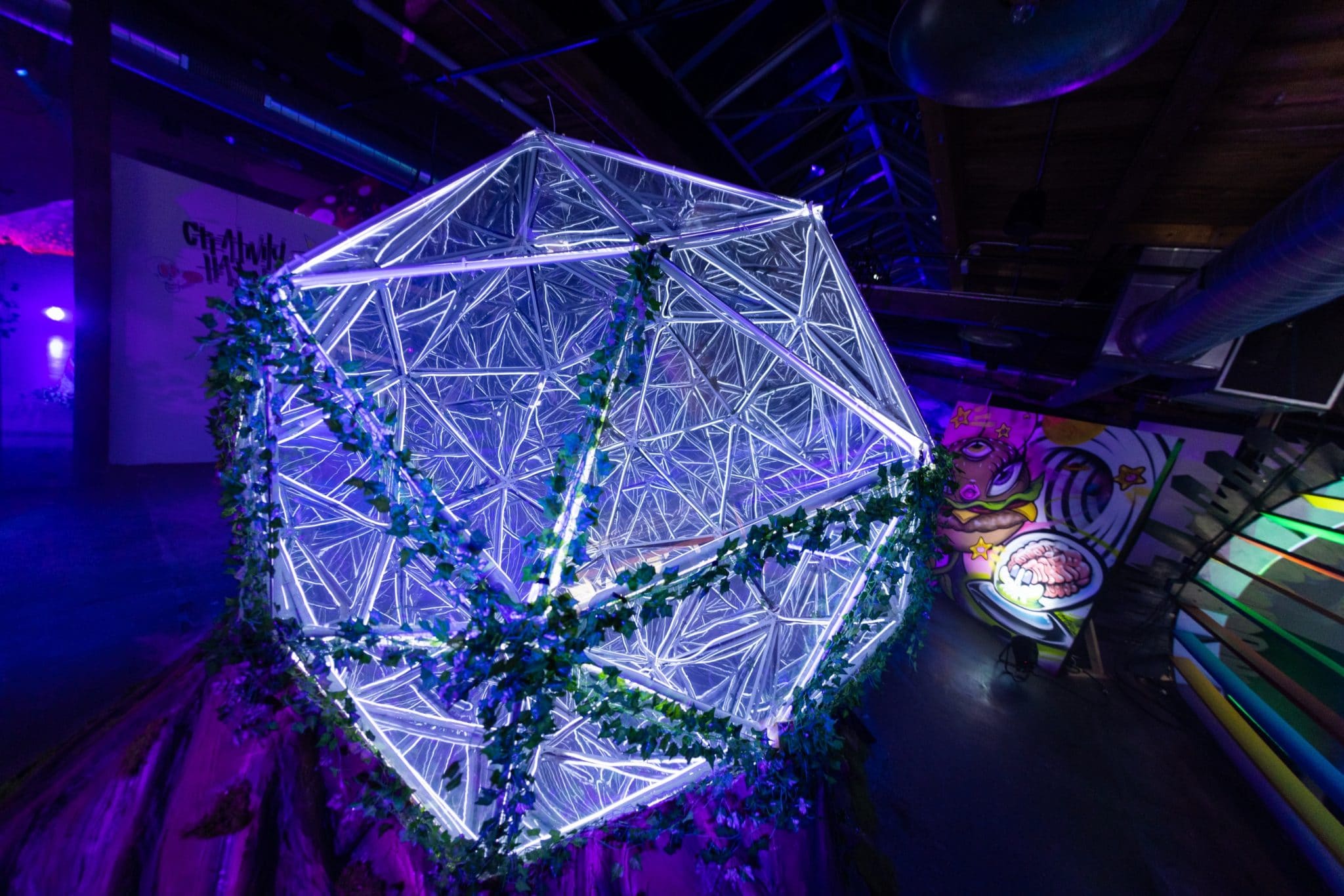 Superfrüit Reveals The Venue For Their Mind-Blowing Art Exhibit Artopia