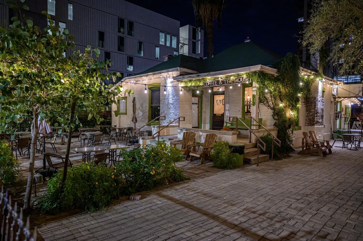 11 Fabulous Coffeehouses In Phoenix For Your Caffeine Fix