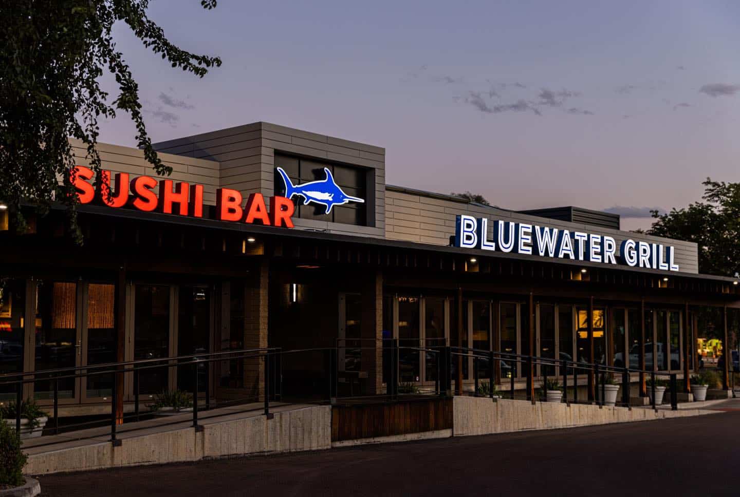 8 Superb Seafood Restaurants In Phoenix That'll Have You Hooked