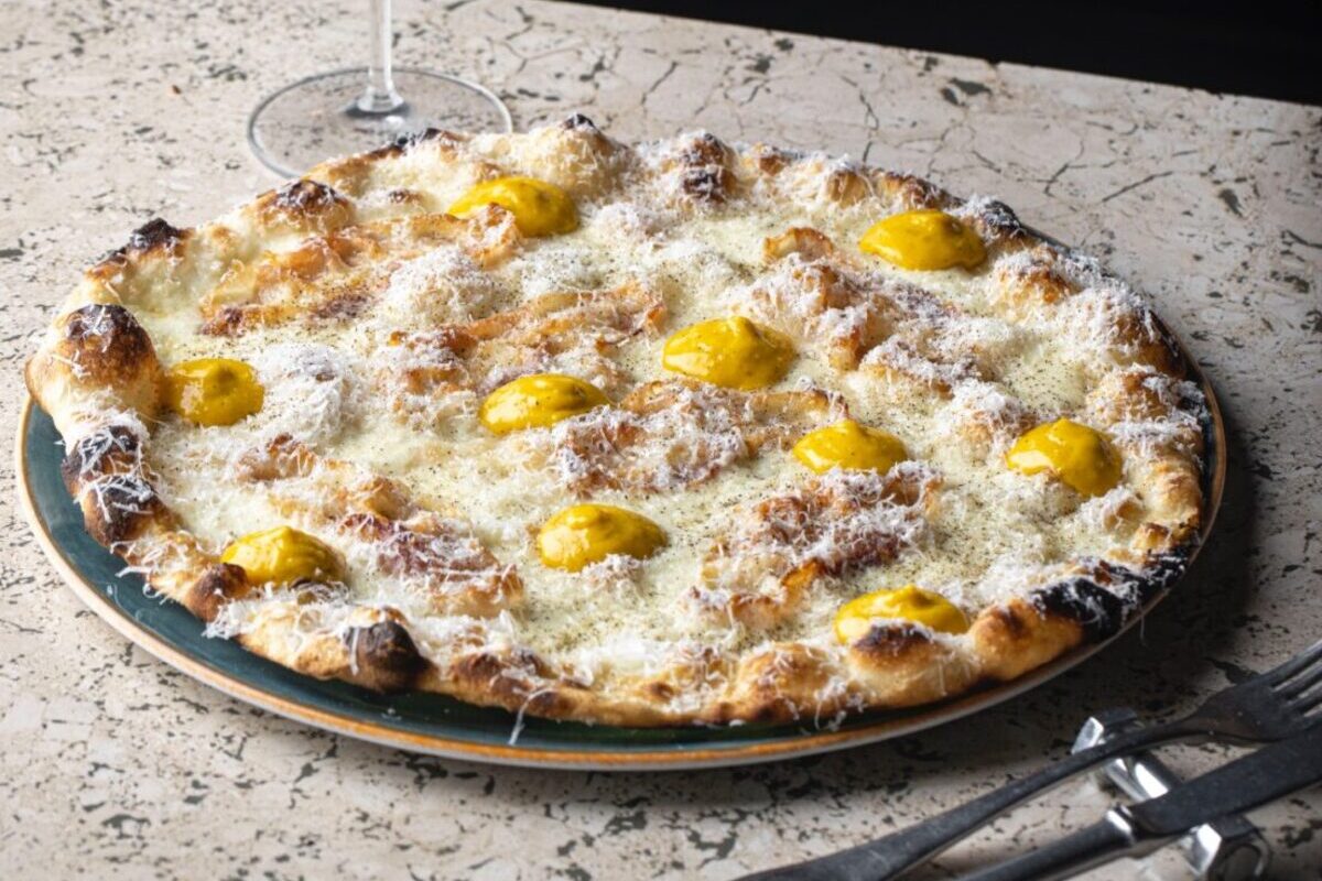 Roman pizza in Rome: 10 unmissable places to try it