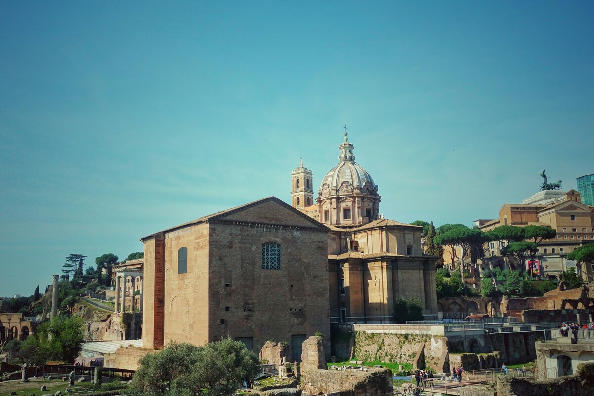 Rome Ranks Among The Cities Where It's Worth Buying Houses
