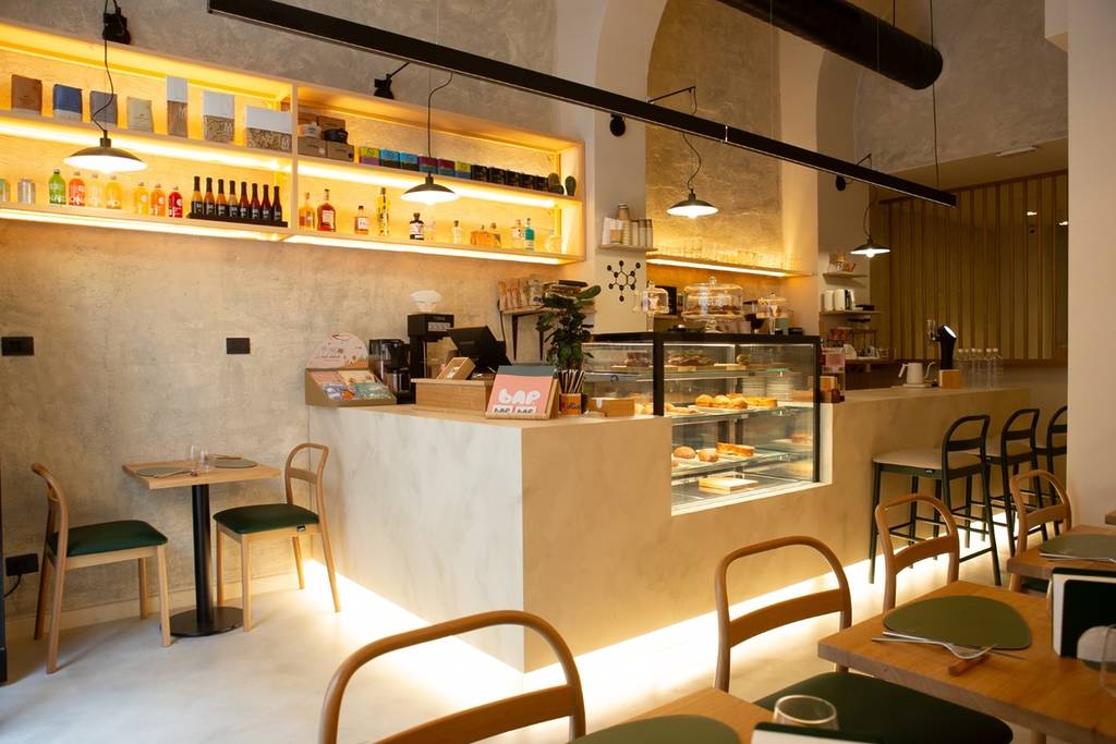 The Brunch Of "Bap" With Pancakes And Fried Eggs Arrives In Rome.