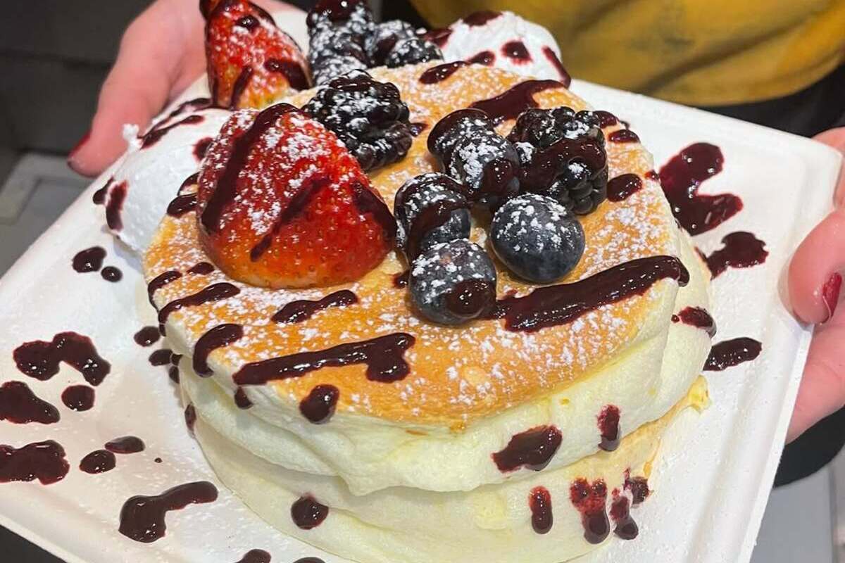 In Rome you can try fluffy pancakes (going viral on social media)