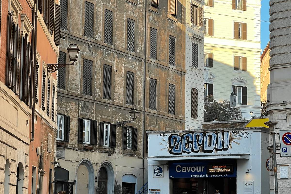 Metro and bus schedules in Rome at Christmas: here's how to get around ...