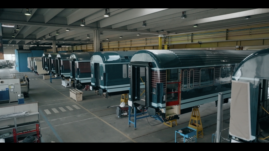 The world's most luxurious railway experience crosses Italy: the ...