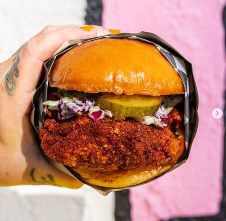 This New 90s-Themed Restaurant In Encinitas Has A Skate Pool On The ...