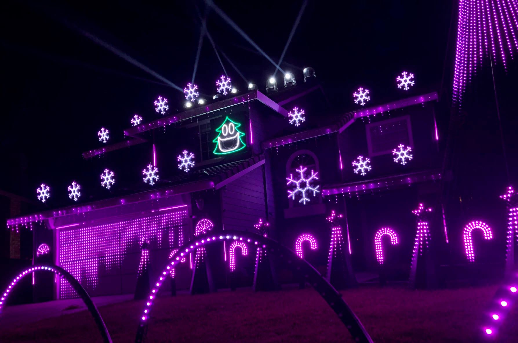 5 Must-See, Over-The-Top Neighborhood Holiday Displays In The Bay Area