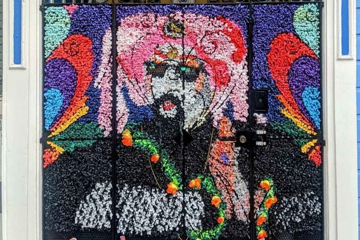 SF's 'Gate Guy' Has Just Completed His 100th Front Gate Mural