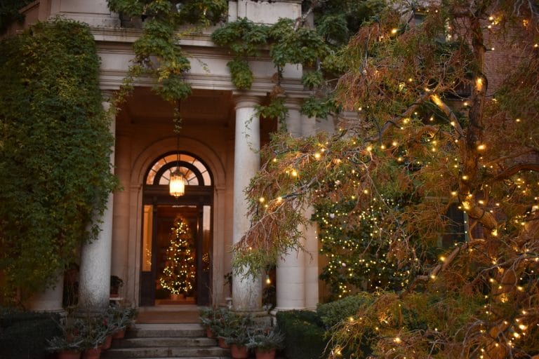 Holidays At Filoli 2025: Woodside's Dazzling Holiday Light Display