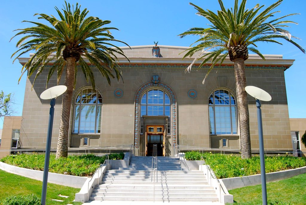 10 Stunning San Francisco Libraries Beloved By Local Bookworms