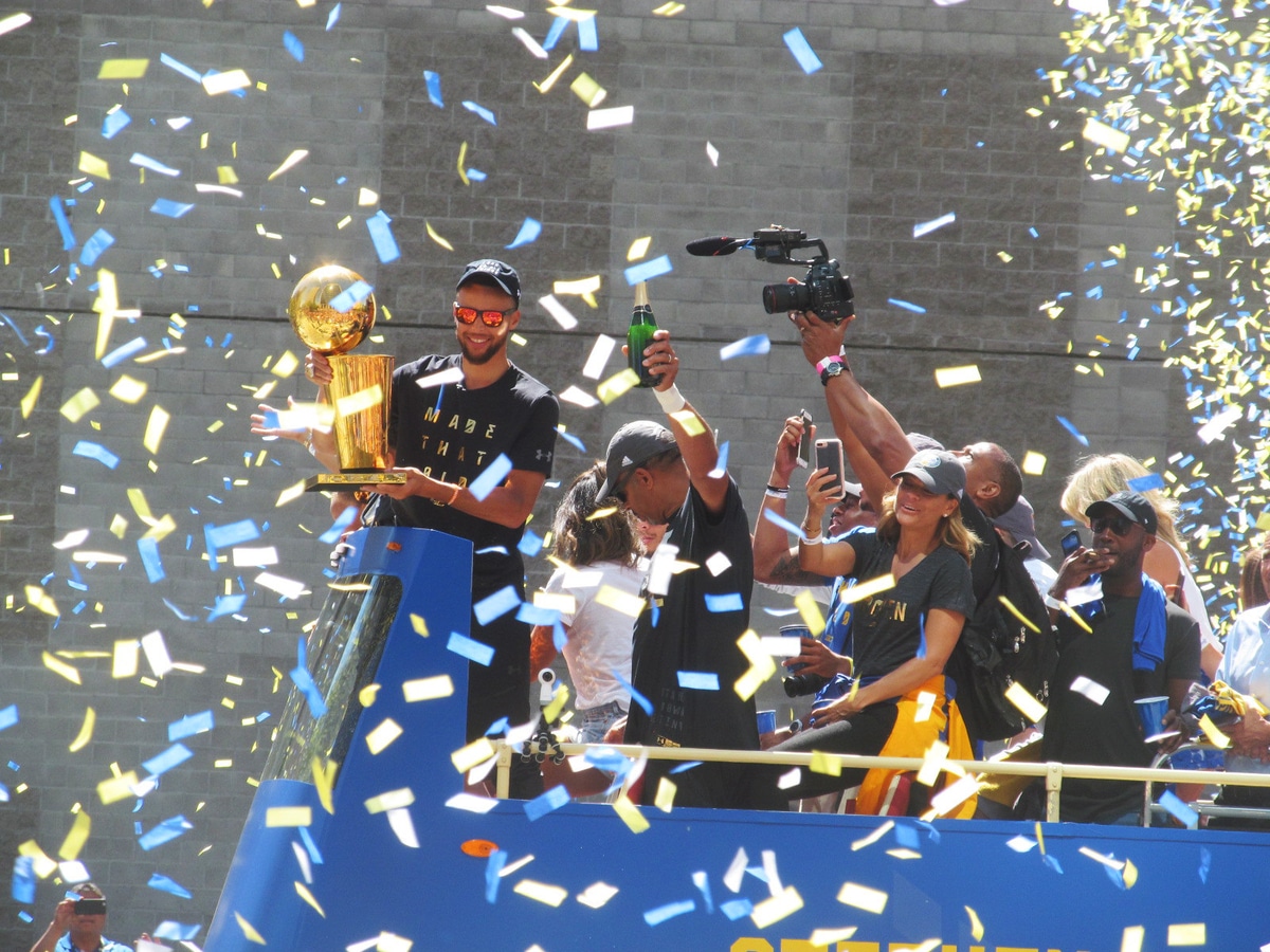 Celebrate The Warriors' Victory At SF's Championship Parade Today ...