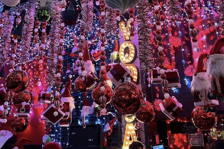 15 Festive San Francisco Christmas Bars To Visit This Winter