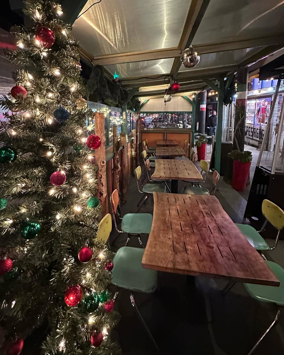 13 Festive Christmas Pop-Up Bars To Discover In San Francisco