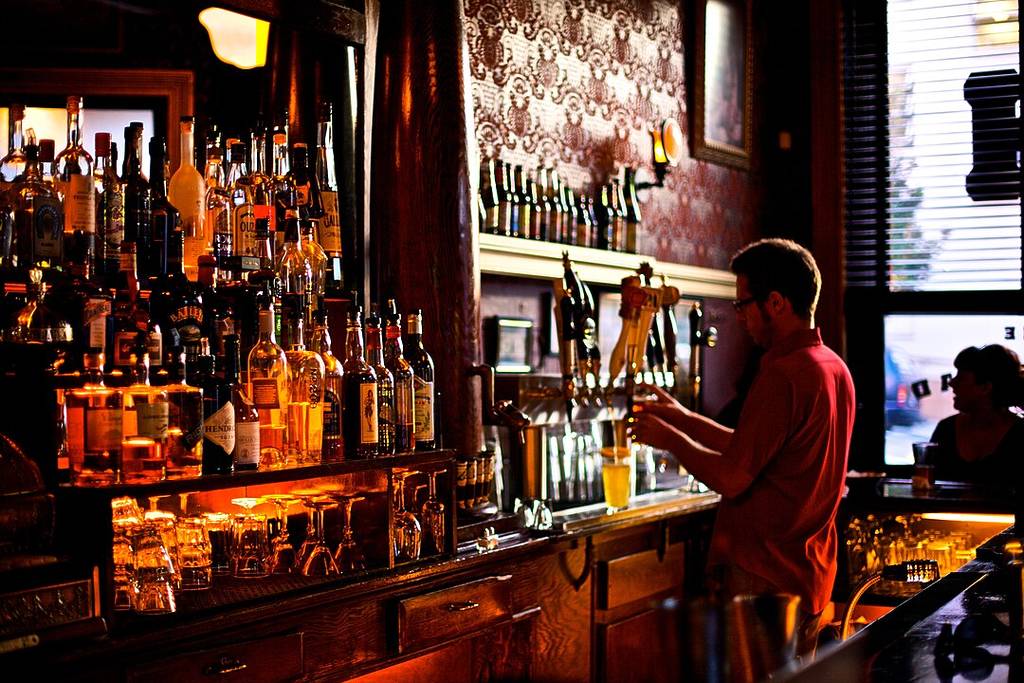 Oldest Bars In SF Where You Can Party Like It's 1861