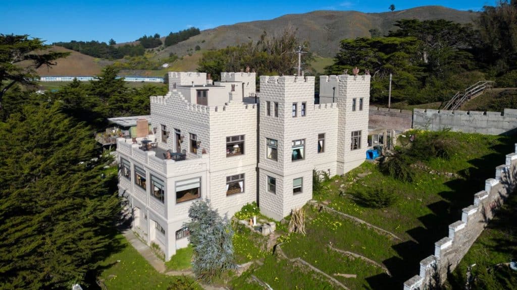 6 Stunning Bay Area Castles That Are Straight Out Of A Fairytale