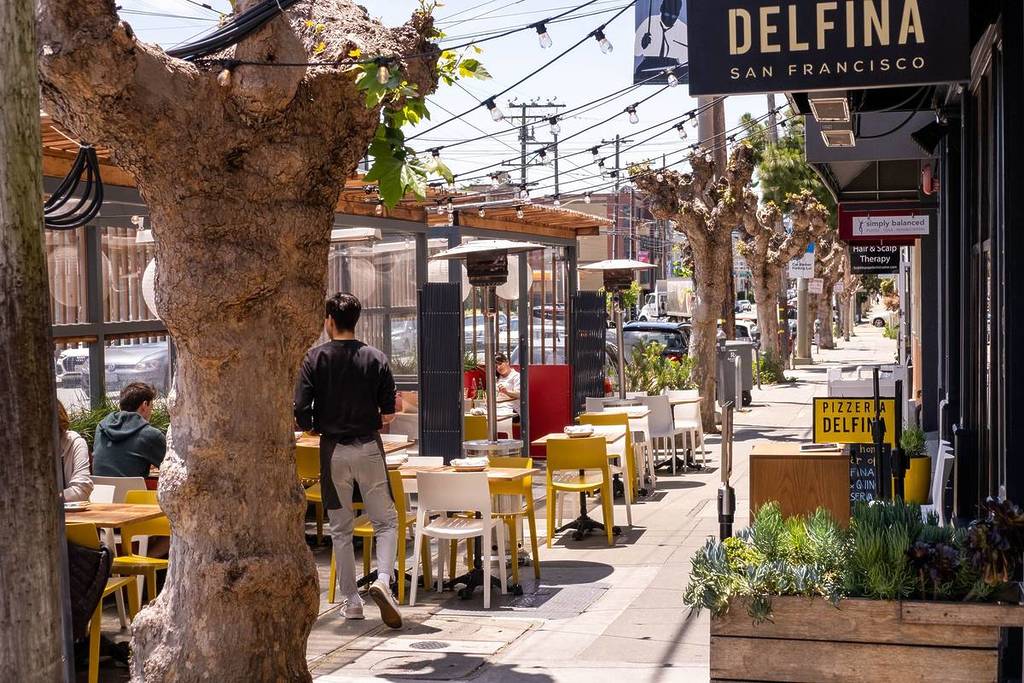 15 Superb Restaurants Serving The Best Pizza In San Francisco