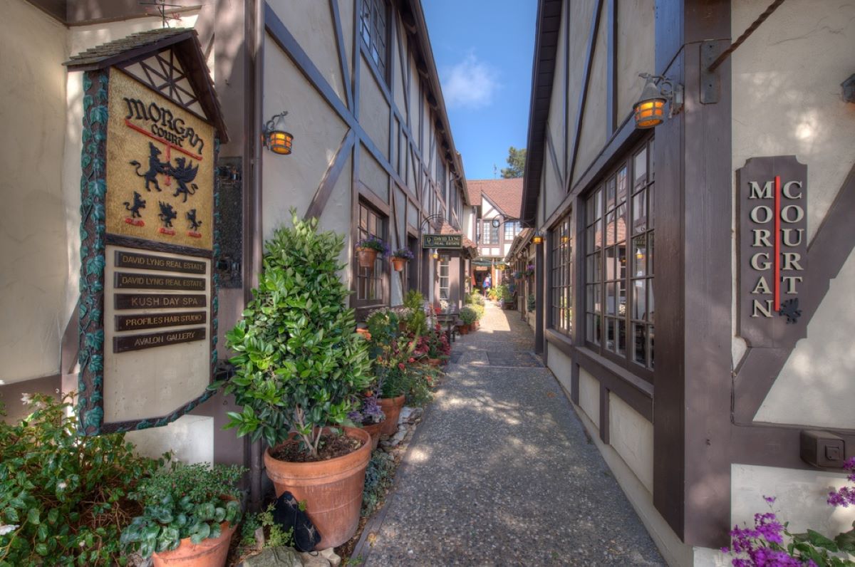 This Fairytale Town 2 Hours From SF Doesn't Have Addresses