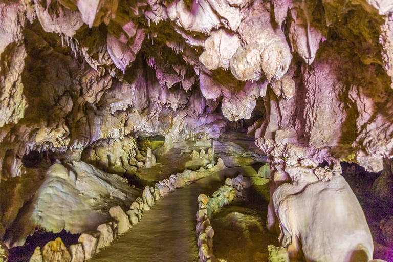 National Park Service Reopens California's 'Crystal Cave' For 2026