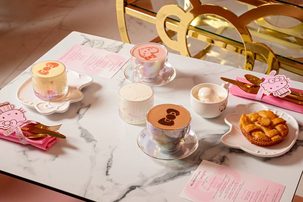 A Hello Kitty Cafe Just Opened In The Bay Area With Afternoon Tea ...