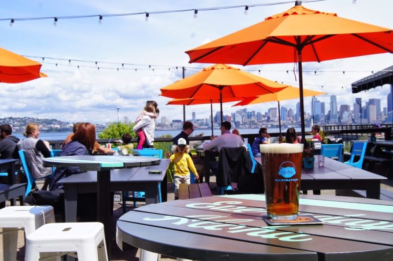 The Best Seattle Waterfront Restaurants For A Meal With A View