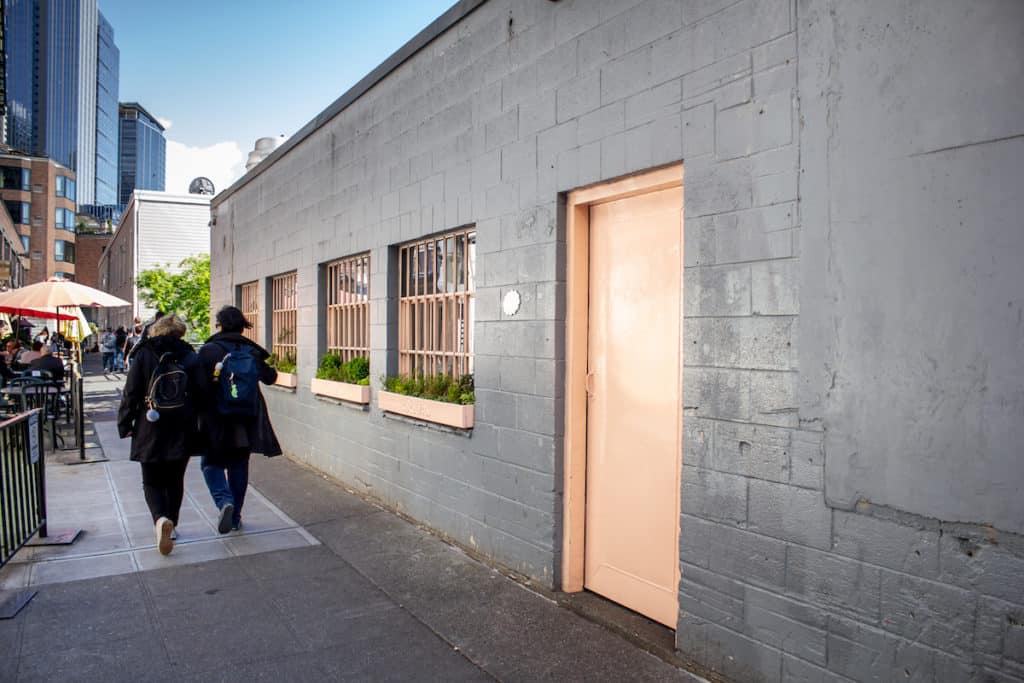 This Hidden Seattle Restaurant Is One Of The Top 100 Restaurants Of 2022