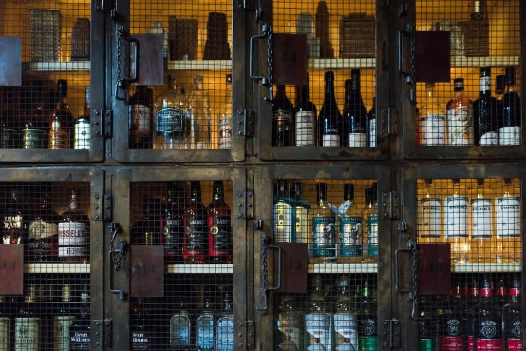 The 46 Best Bars In Seattle, According to Seattleites Themselves