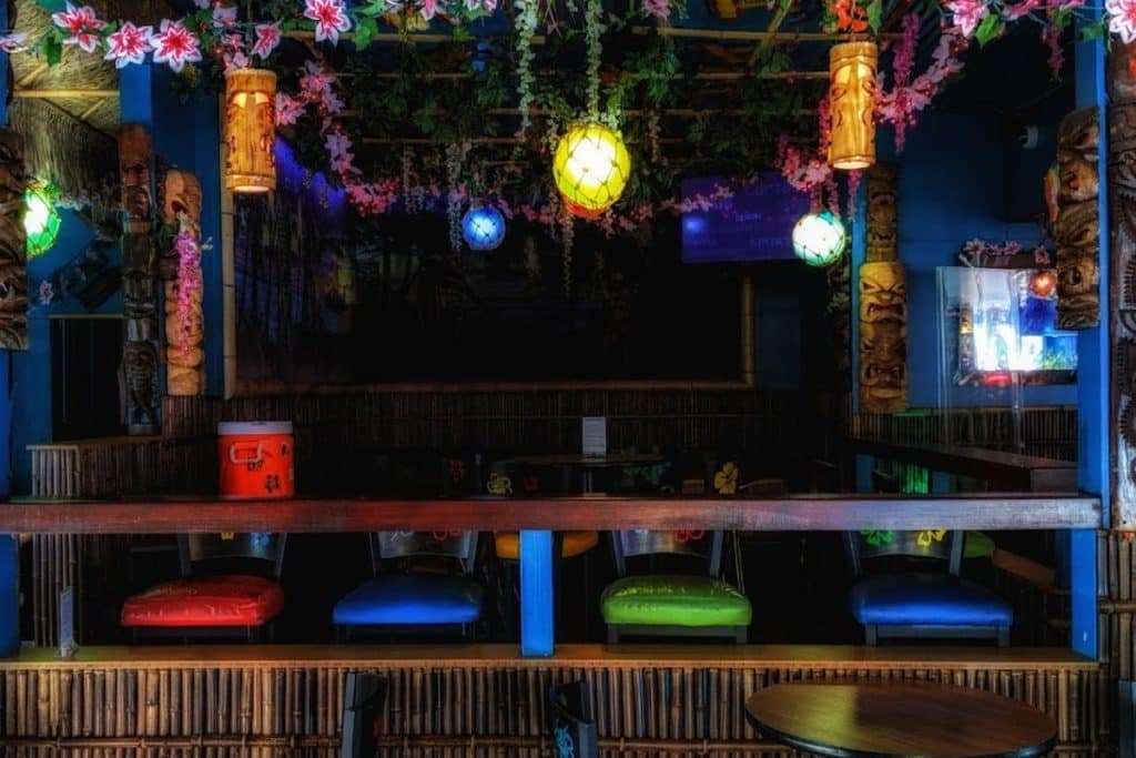 The 46 Best Bars In Seattle, According to Seattleites Themselves