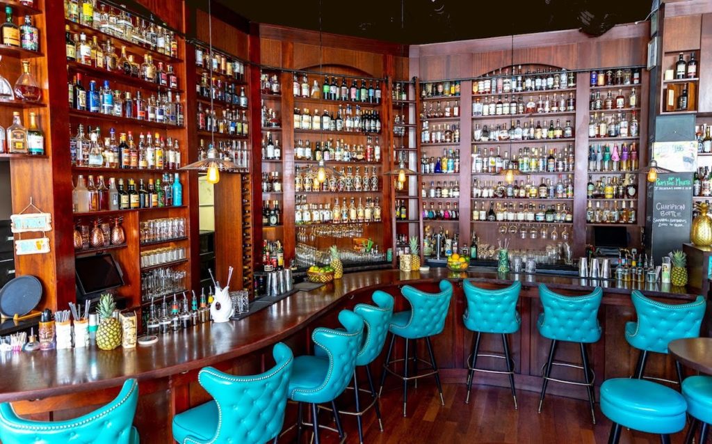 The 46 Best Bars In Seattle, According to Seattleites Themselves