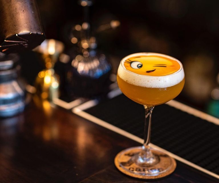 The 46 Best Bars In Seattle, According to Seattleites Themselves