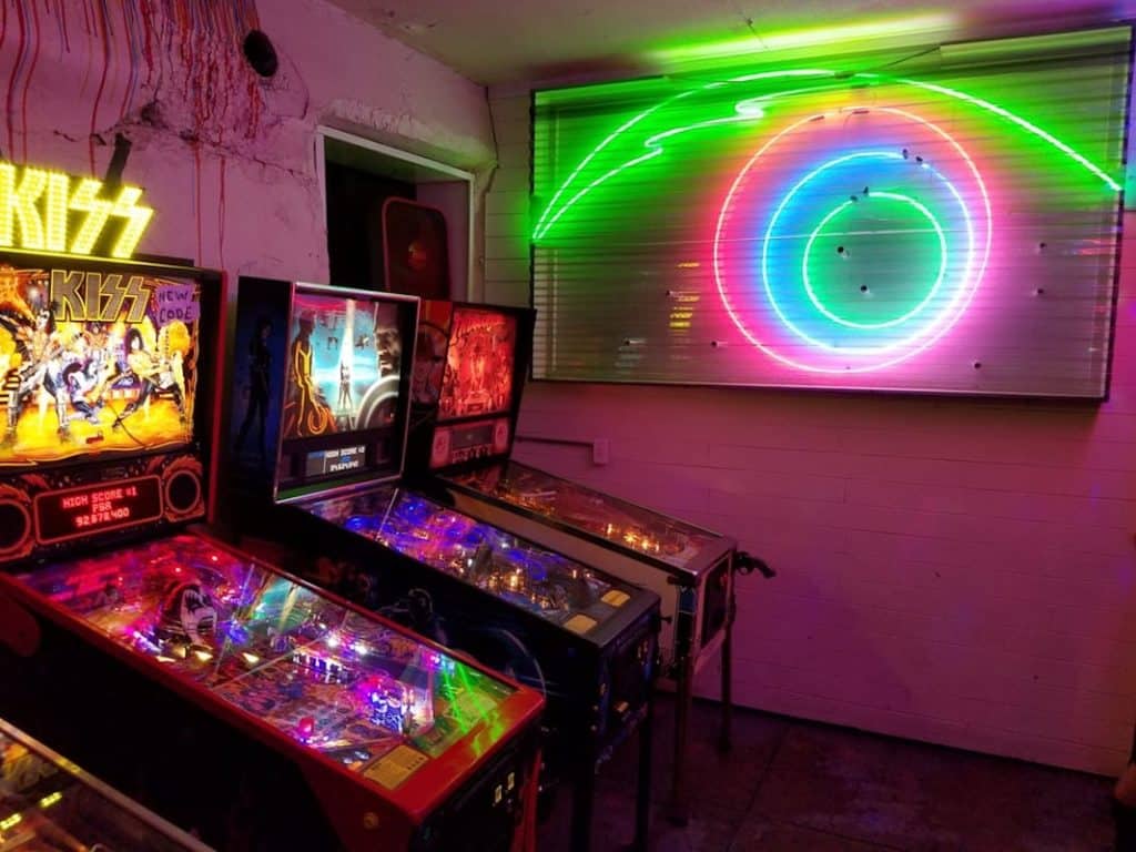 Locals Share Their Top 40 Spots For A First Date In Seattle