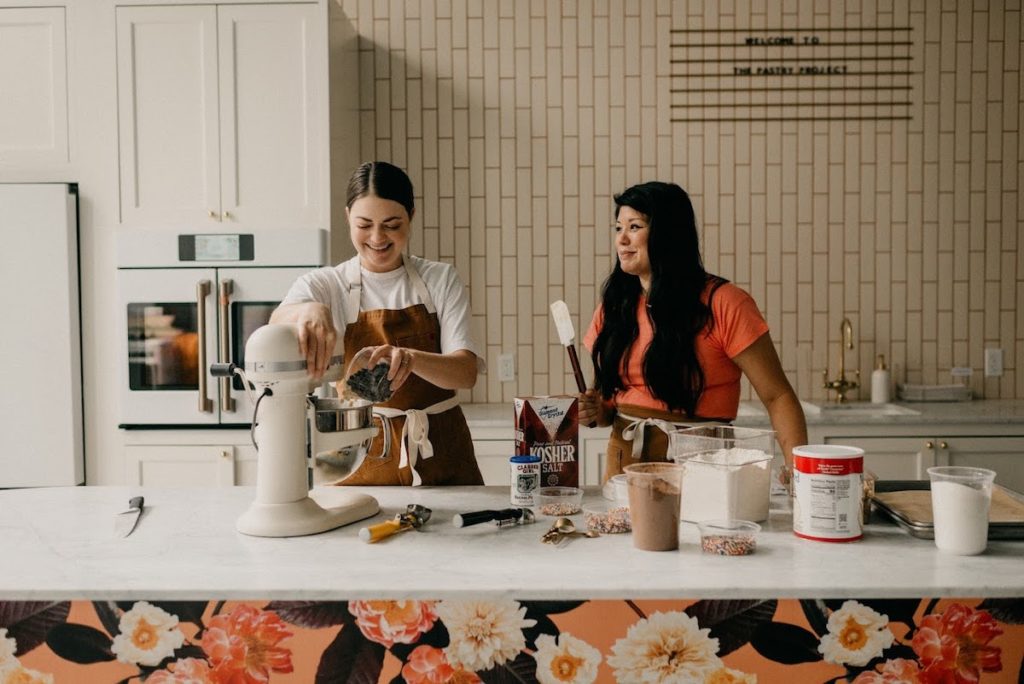 The Ultimate Seattle Gift Guide For Your Holiday Shopping