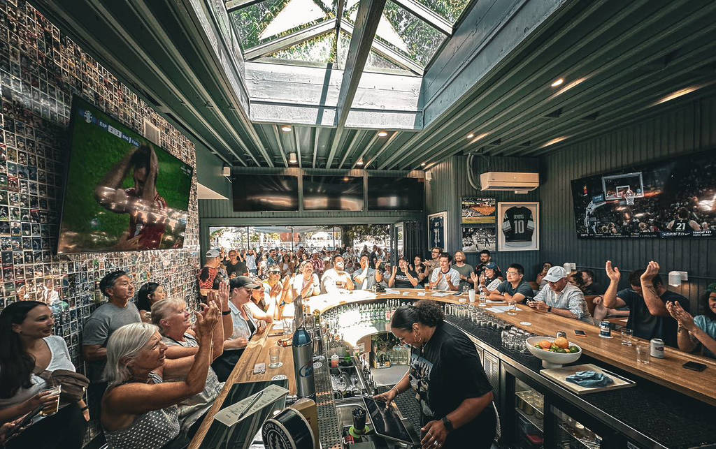 The 11 Best Sports Bars In Seattle For Watching The Game