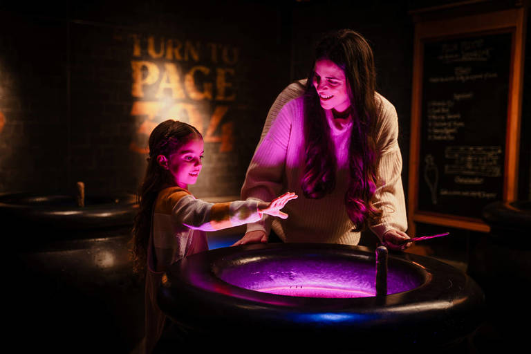 This Magical Harry Potter Experience Has The Best Parts Of The London ...