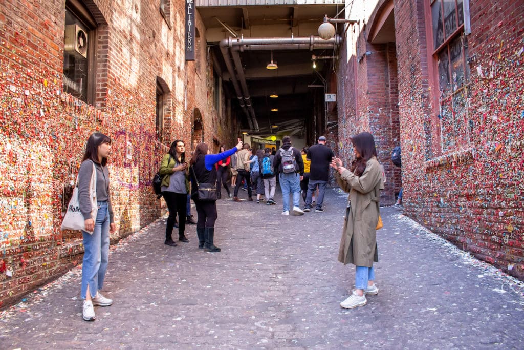 Locals' Top 6 Overrated Places In Seattle (And Where To Go Instead)