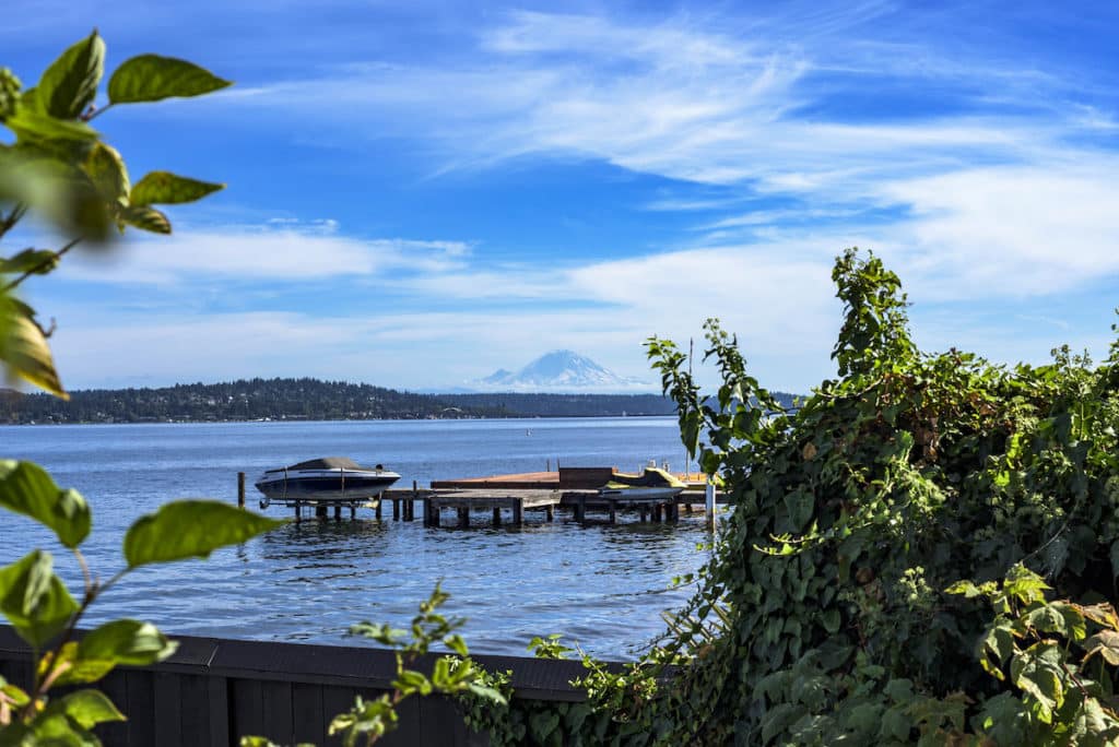 The 9 Best Seattle Beaches For Swimming, Sunbathing, And Fun